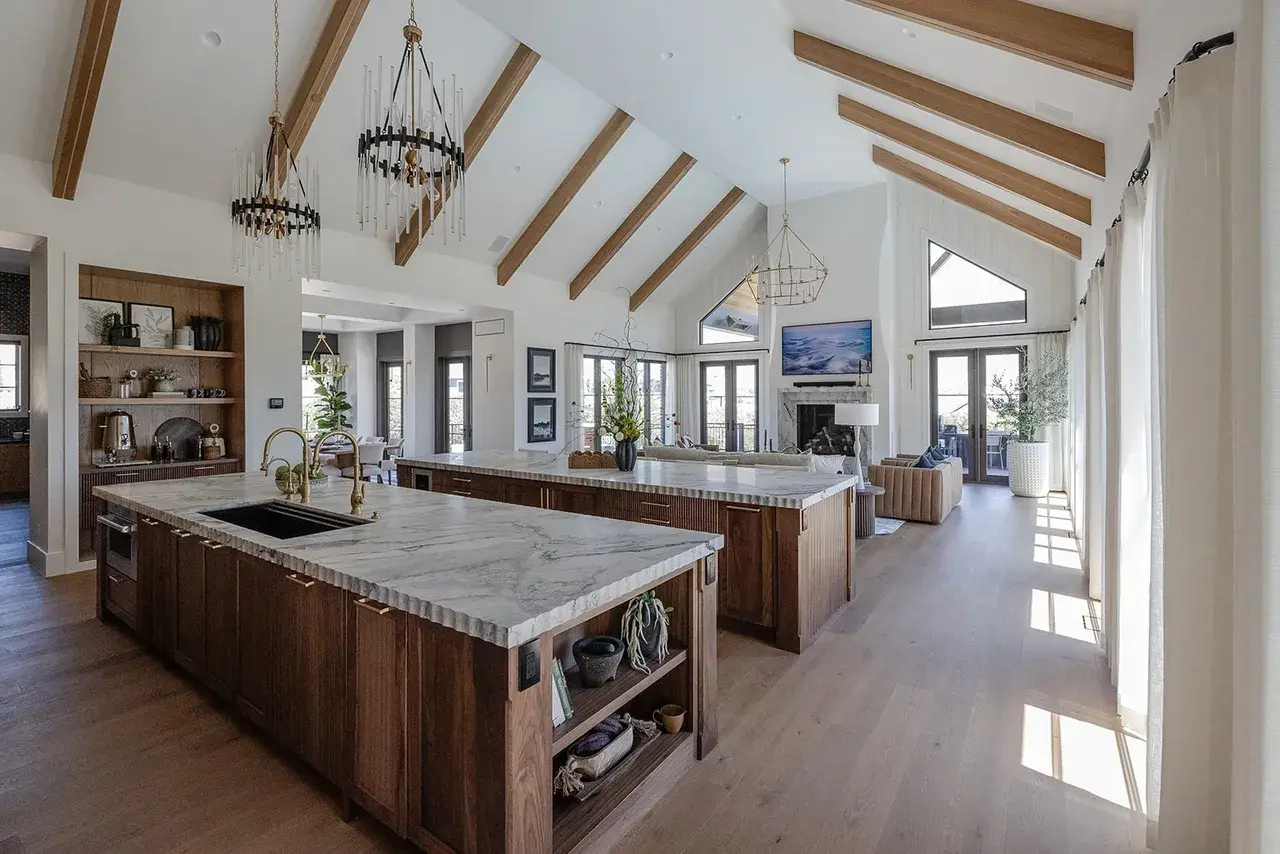 Luxury Custom Home Portfolio | E Builders